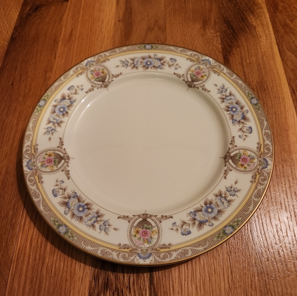 Mikasa | Dining | Mikasa Fine Bone China Cameo Pattern | Poshmark